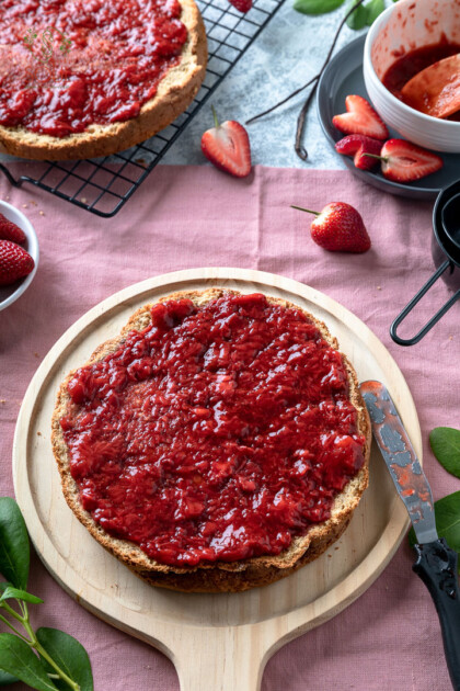 Gluten Free Genoise with Strawberry Coulis and Mascarpone Cream ...